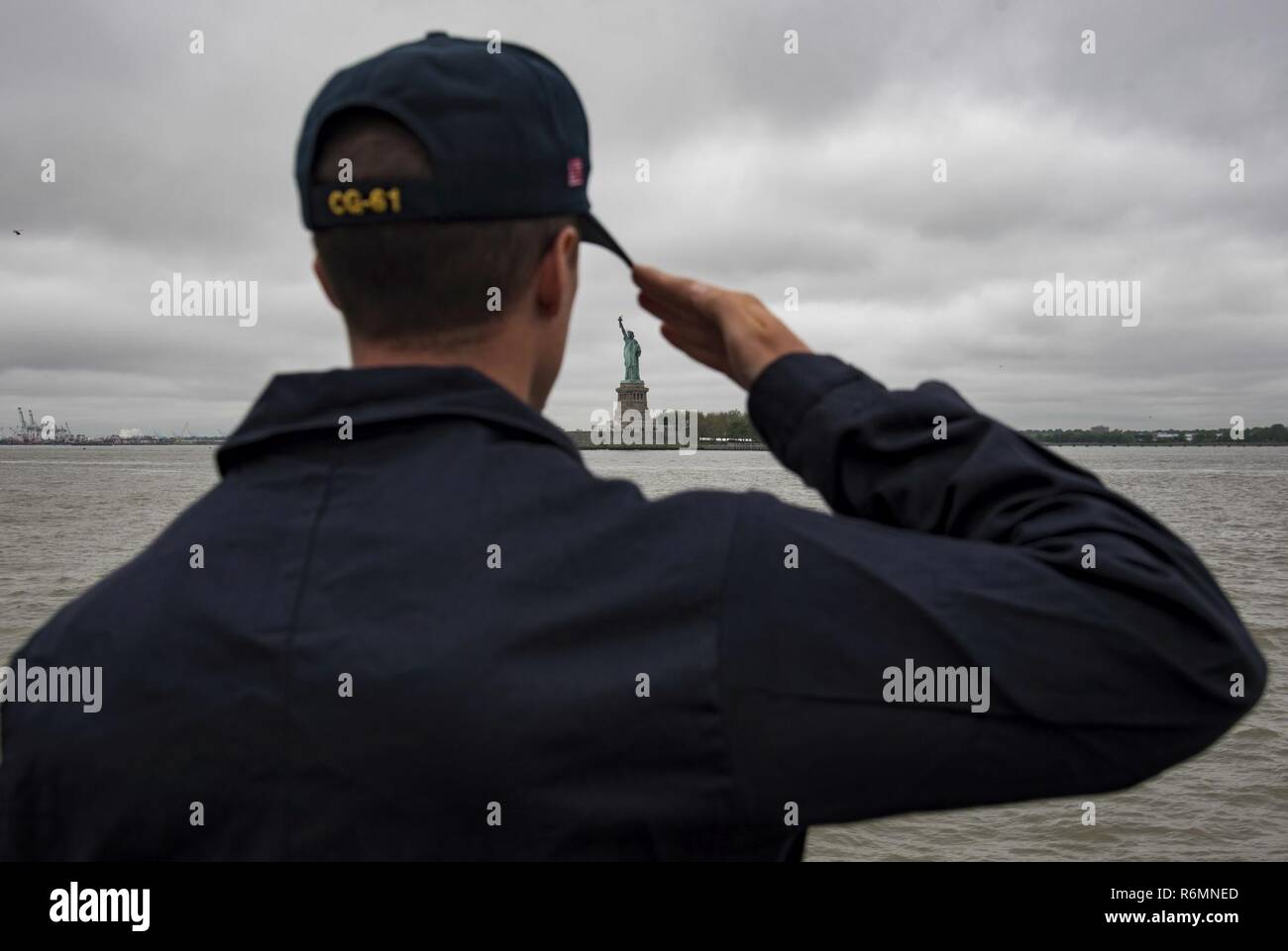 NEW YORK (May 30, 2017) Sonar Technician Seaman Jake Pugh, from ...