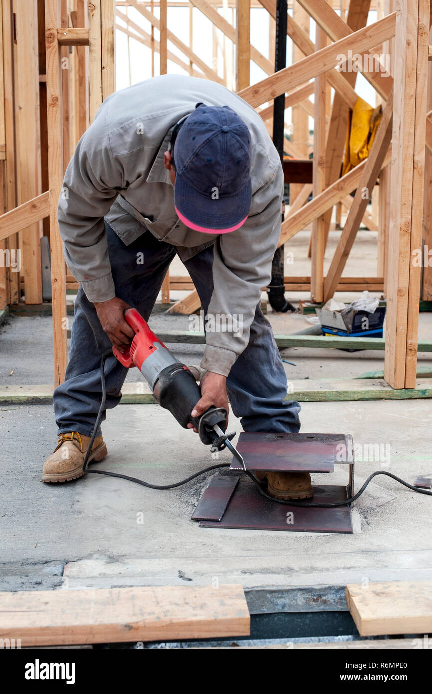 worker cutting steel plate Stock Photo - Alamy
