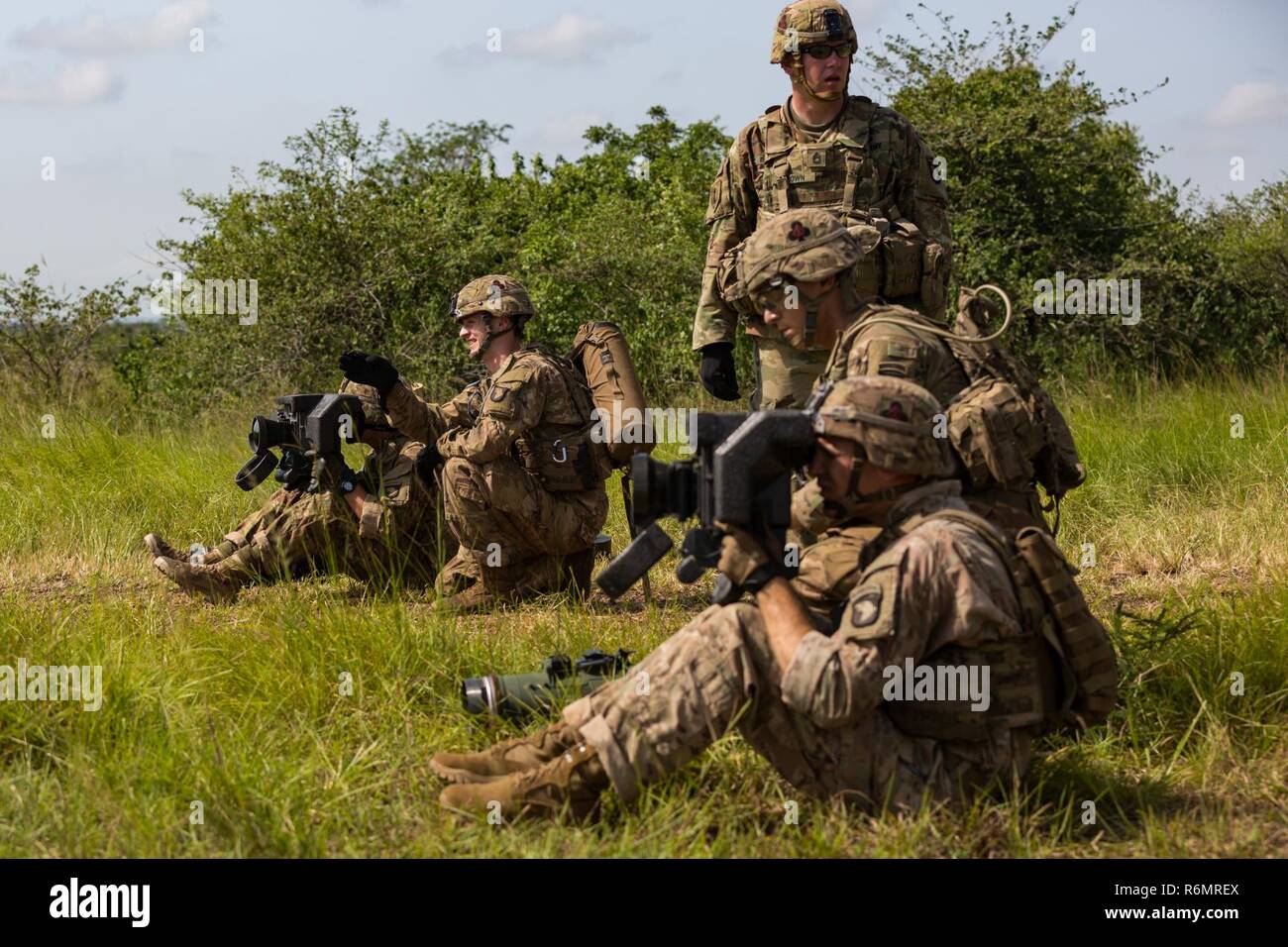 U.S. Army Soldiers assigned to the 1st Battalion, 506th Infantry ...