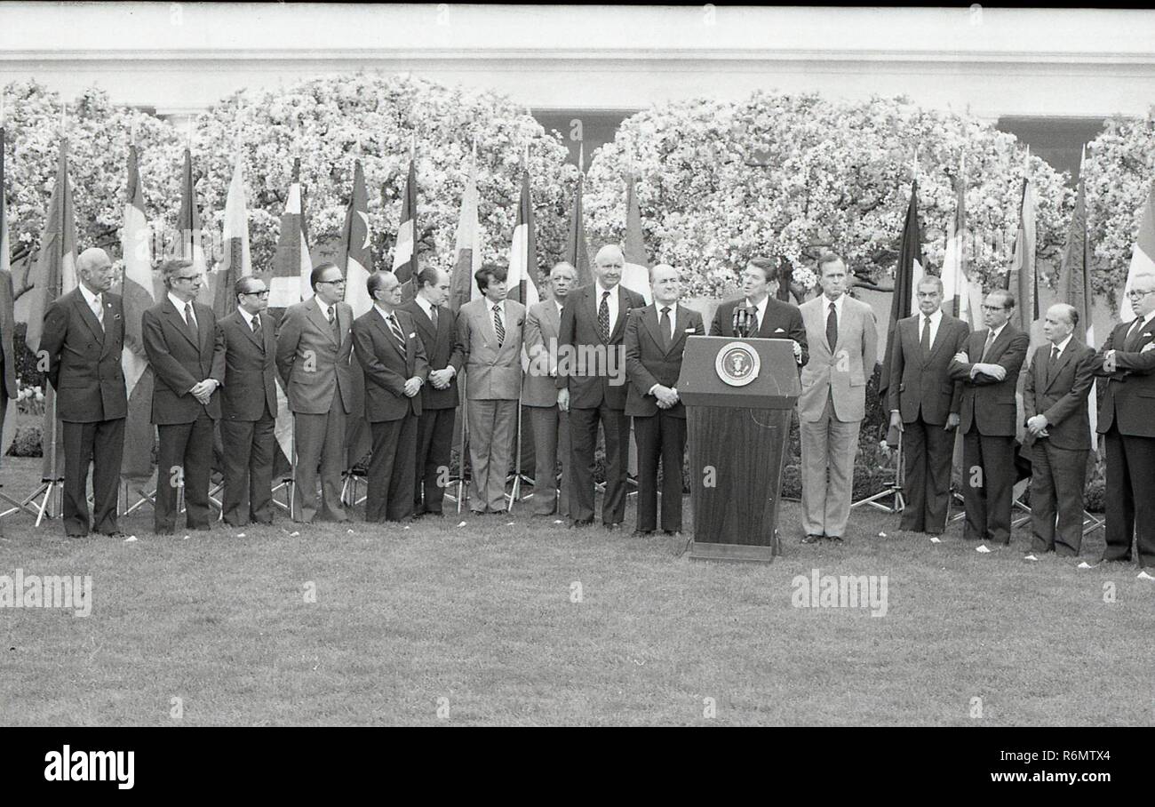 PRESIDENT REAGAN ANNOUCES SCHOLASHIP PROGRAM FOR CARIBBEAN STUDENTS TO ...