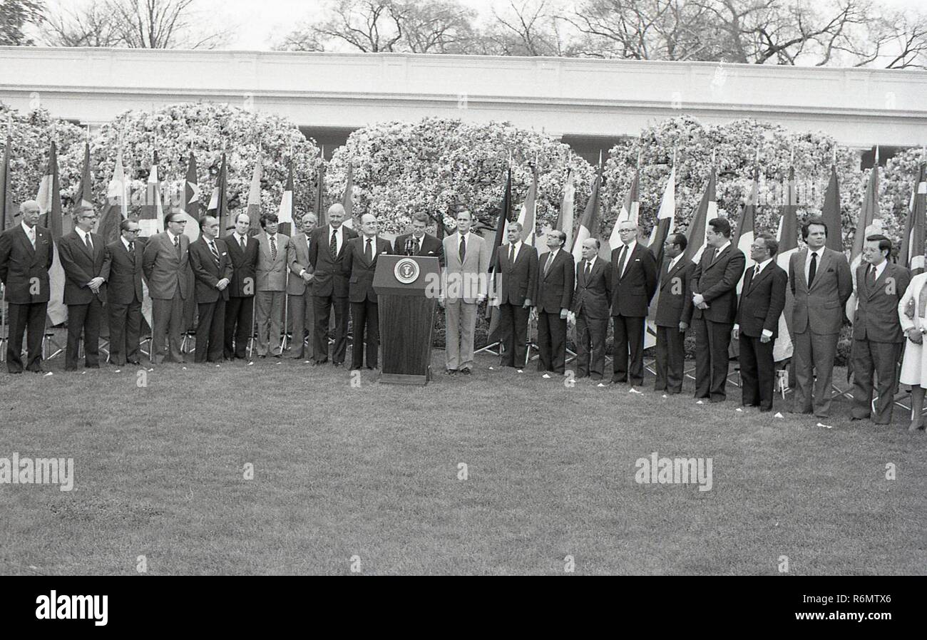 PRESIDENT REAGAN ANNOUCES SCHOLASHIP PROGRAM FOR CARIBBEAN STUDENTS TO ...