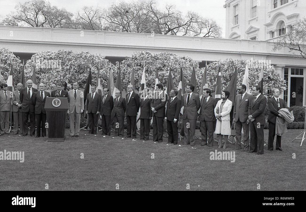 PRESIDENT REAGAN ANNOUCES SCHOLASHIP PROGRAM FOR CARIBBEAN STUDENTS TO ...