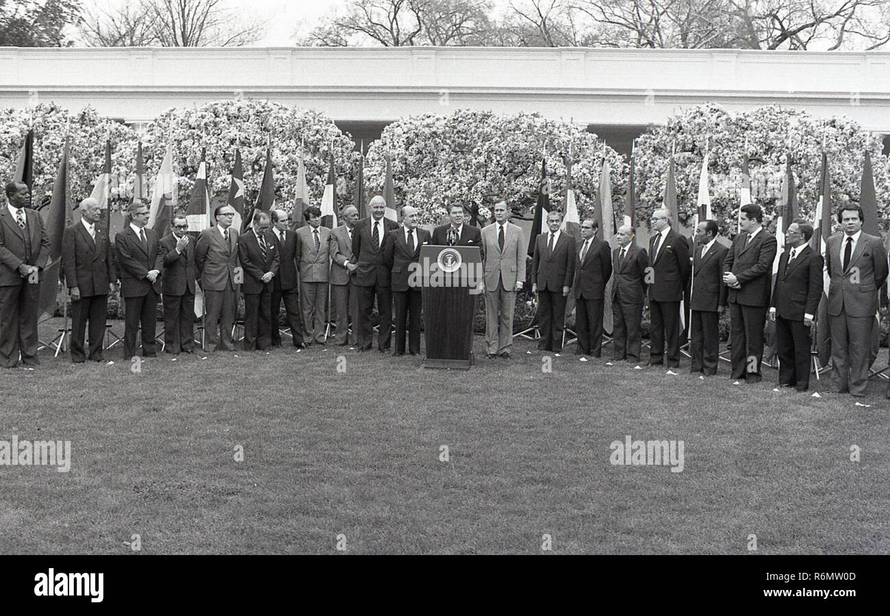 PRESIDENT REAGAN ANNOUCES SCHOLASHIP PROGRAM FOR CARIBBEAN STUDENTS TO ...