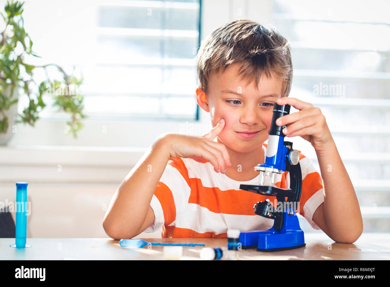 Microscope Inventor High Resolution Stock Photography and Images - Alamy