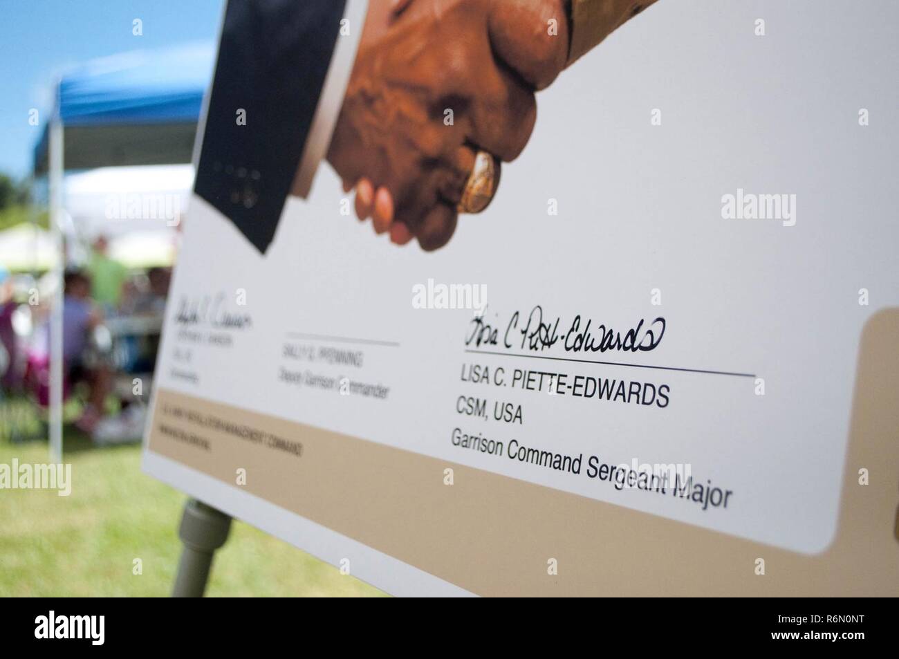 SCHOFIELD BARRACKS — Col. Stephen E. Dawson, garrison commander, U.S ...