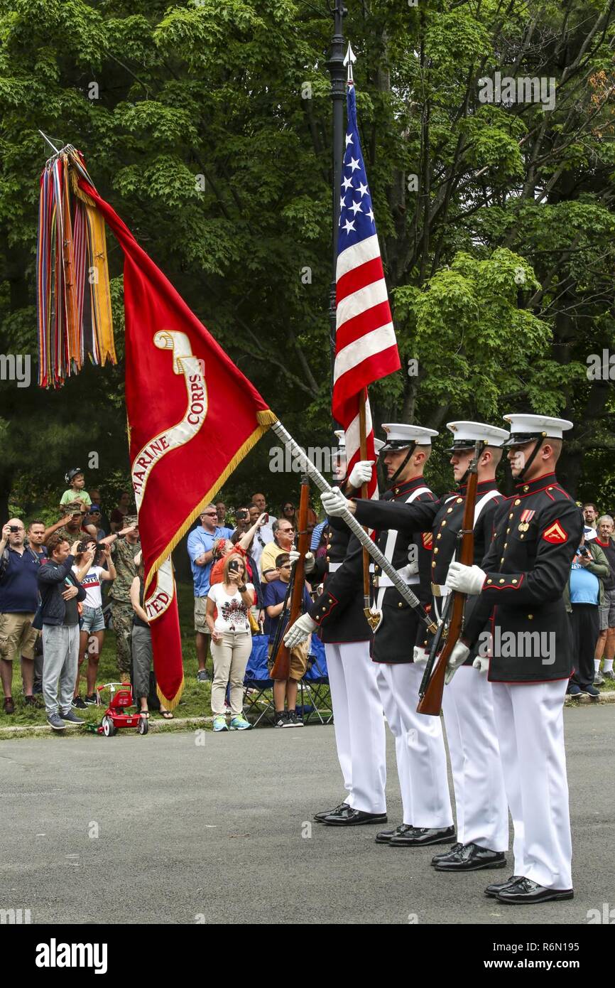 The U.S. Marine Corps Color Guard presents the Marine Corps Battle ...
