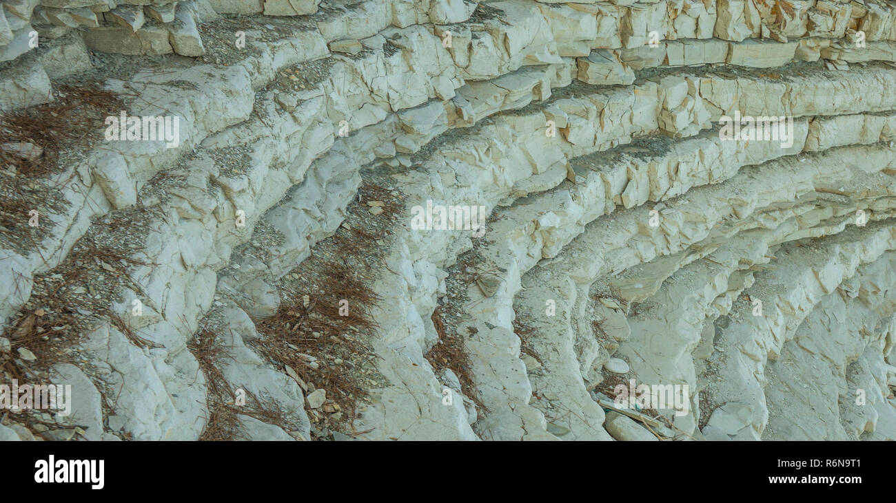 Layers of stone, geology Stock Photo - Alamy