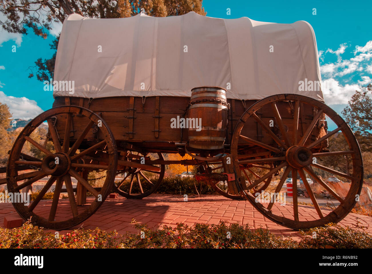 Wild West Wagon Wheel caravan retro vintage South West iconic transport ...