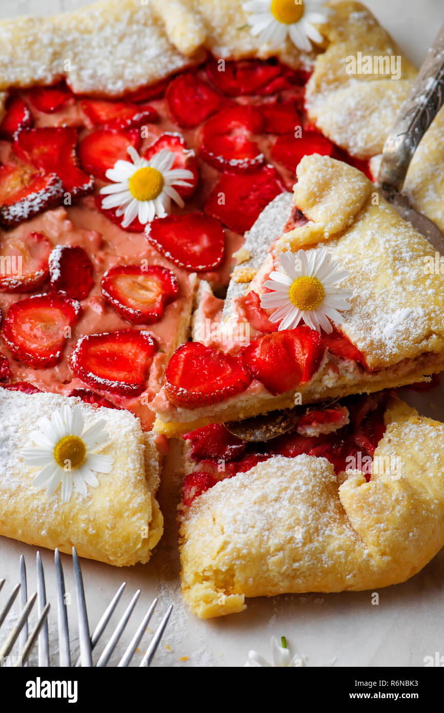 Rustic strawberry hi-res stock photography and images - Alamy