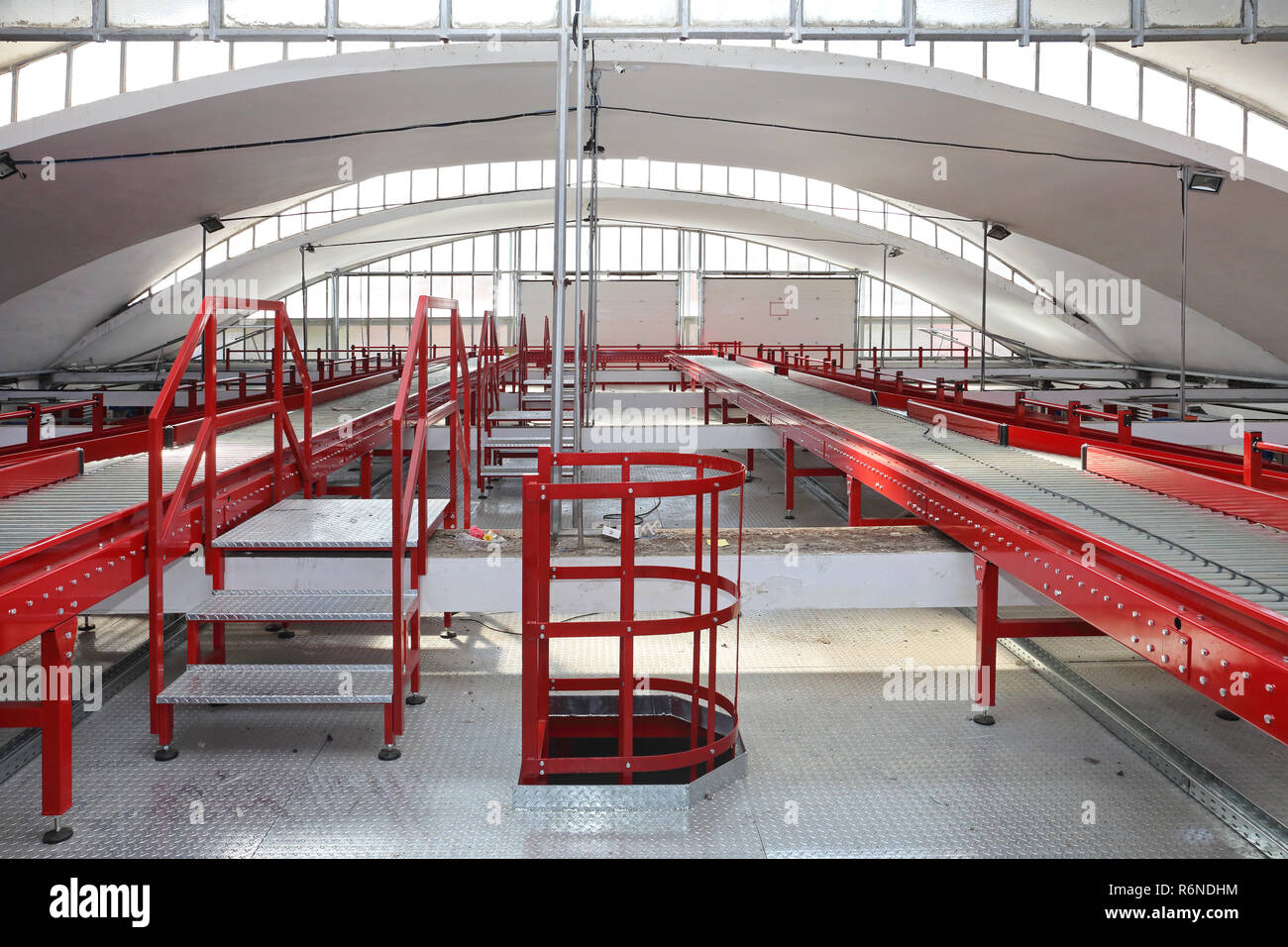 Factory Conveyors High Resolution Stock Photography and Images - Alamy