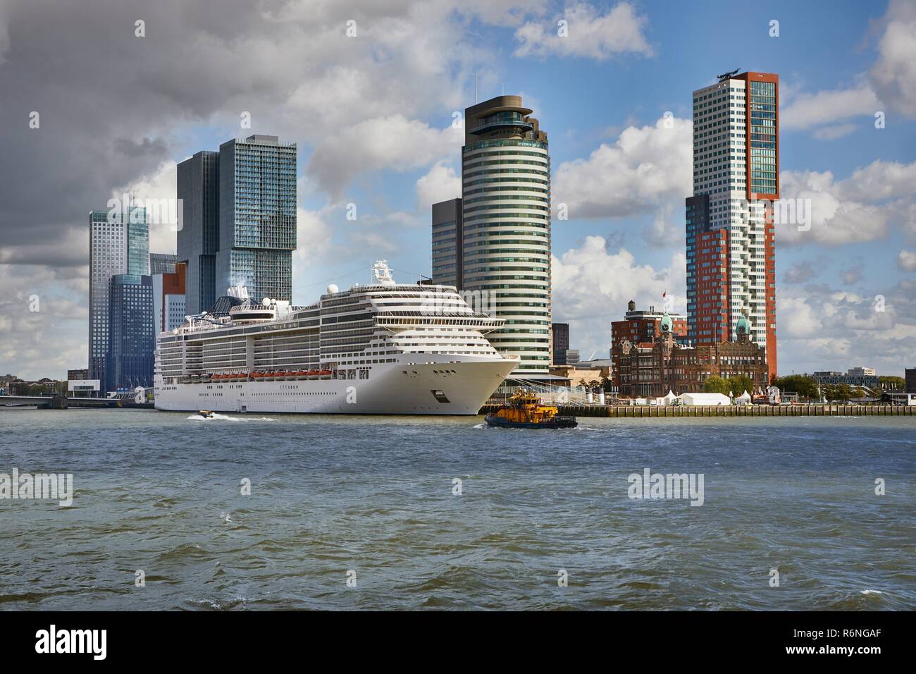 Rotterdam from the water Stock Photo - Alamy