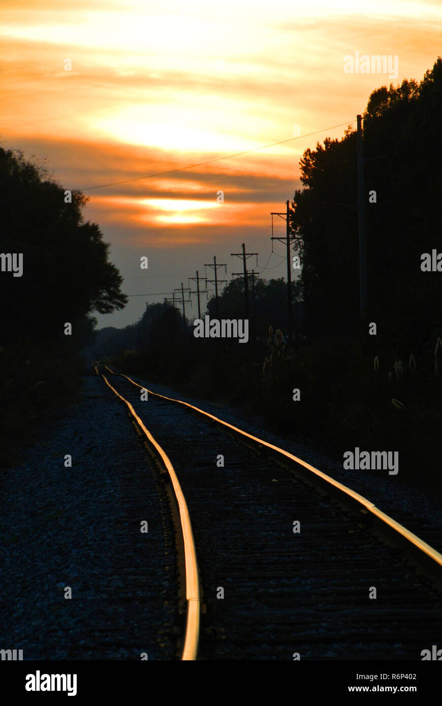 On railroad tracks hi-res stock photography and images - Alamy