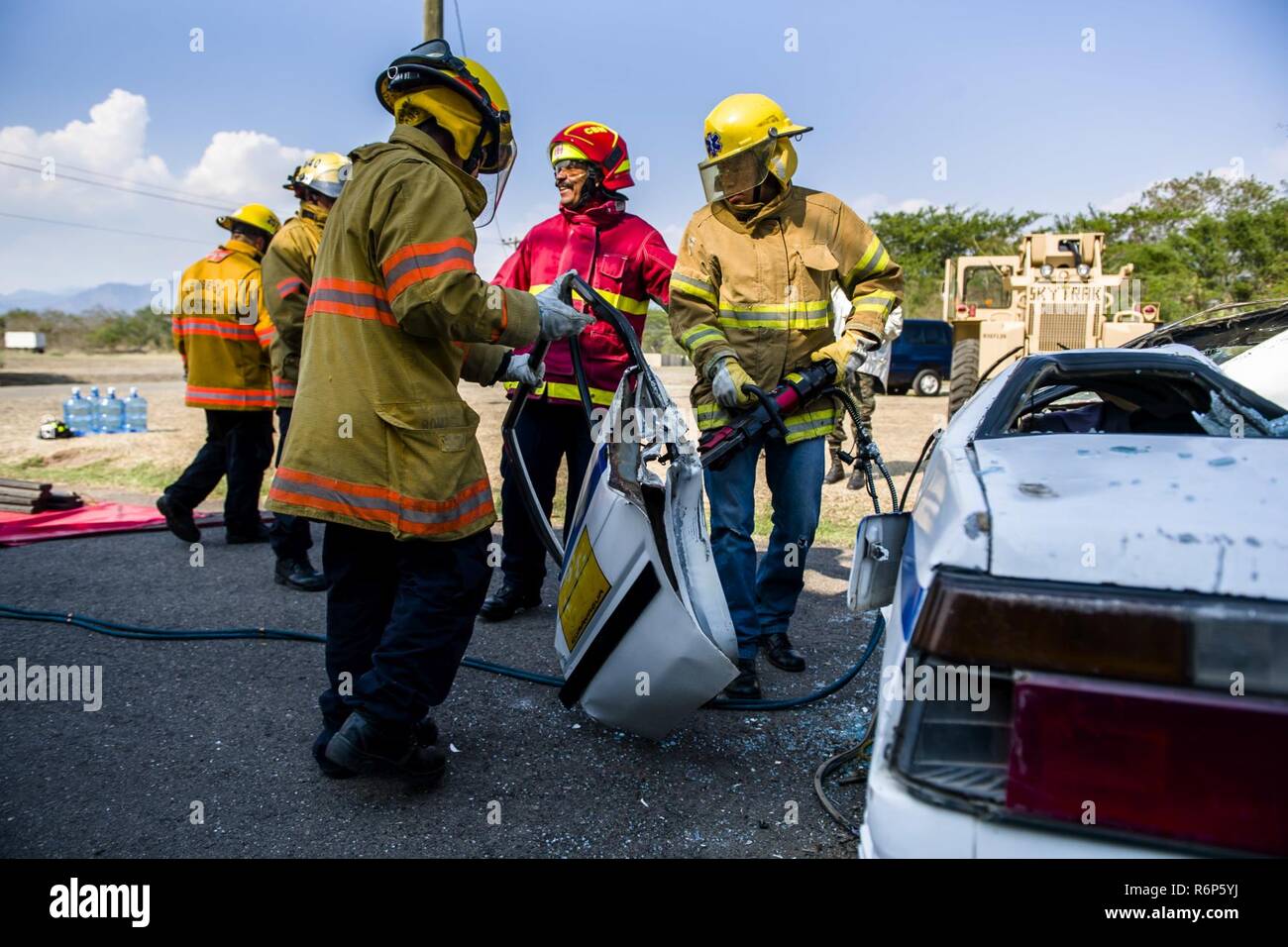 Firefighters from Central America learn new vehicle extraction ...