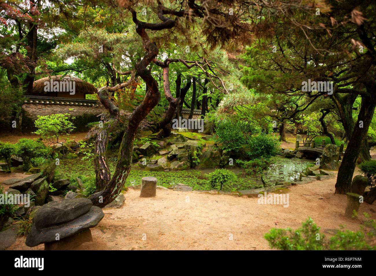 Geonjae Historic House in Oeam Village, Asan-si, Chungcheongnam-do ...