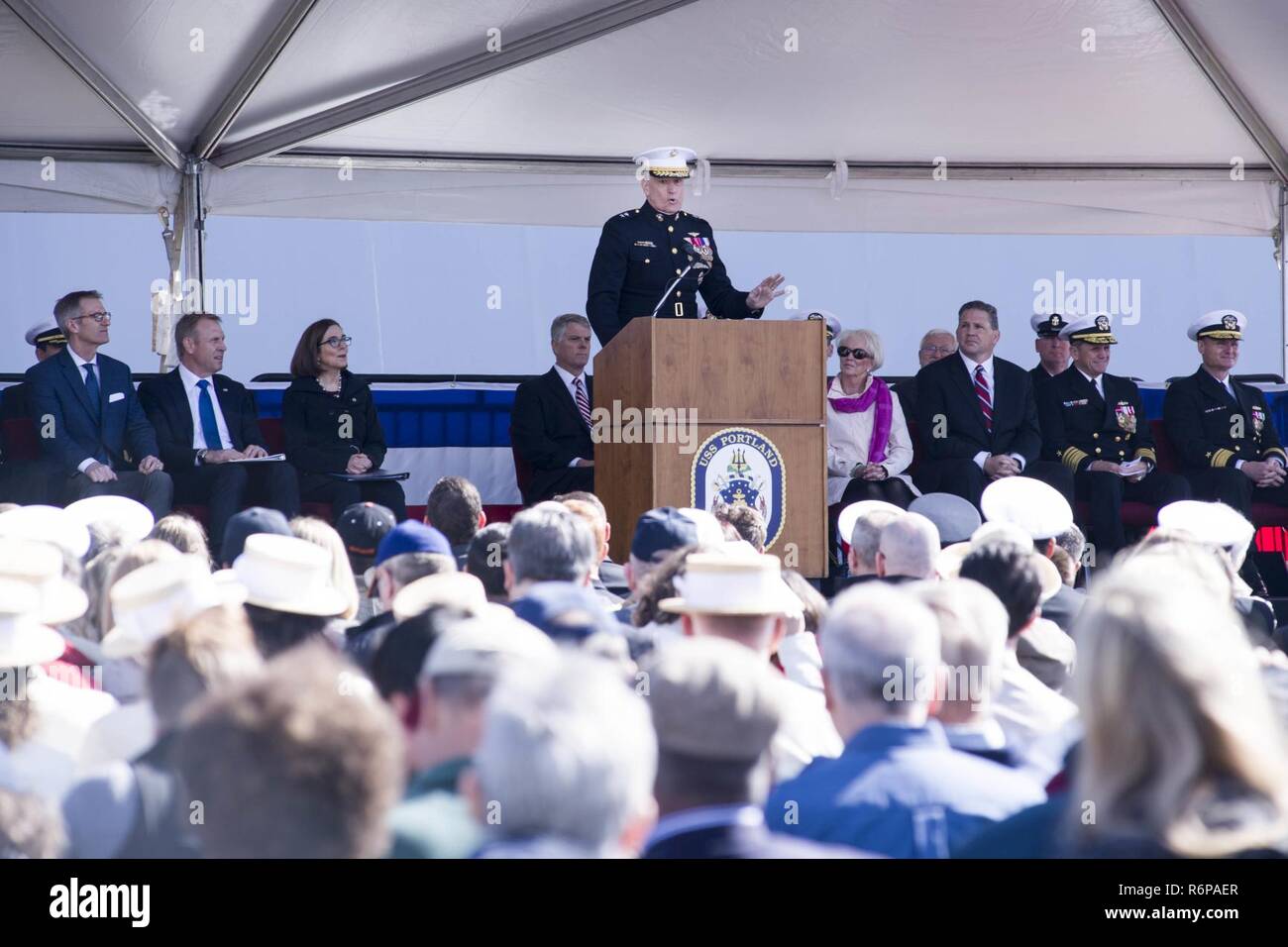 Portland military activities hi-res stock photography and images - Alamy