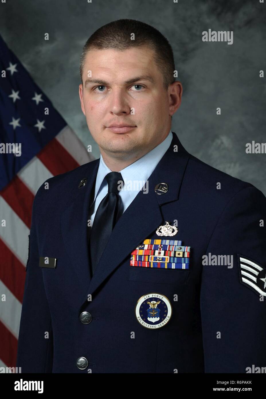 Official photo of Air Force Staff Sgt. Richard Thill Stock Photo - Alamy