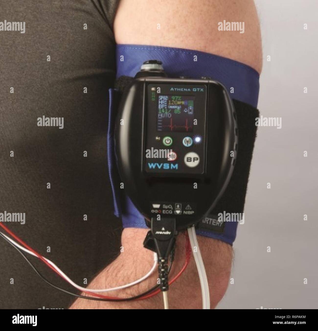 Wireless vital signs monitor hi-res stock photography and images - Alamy