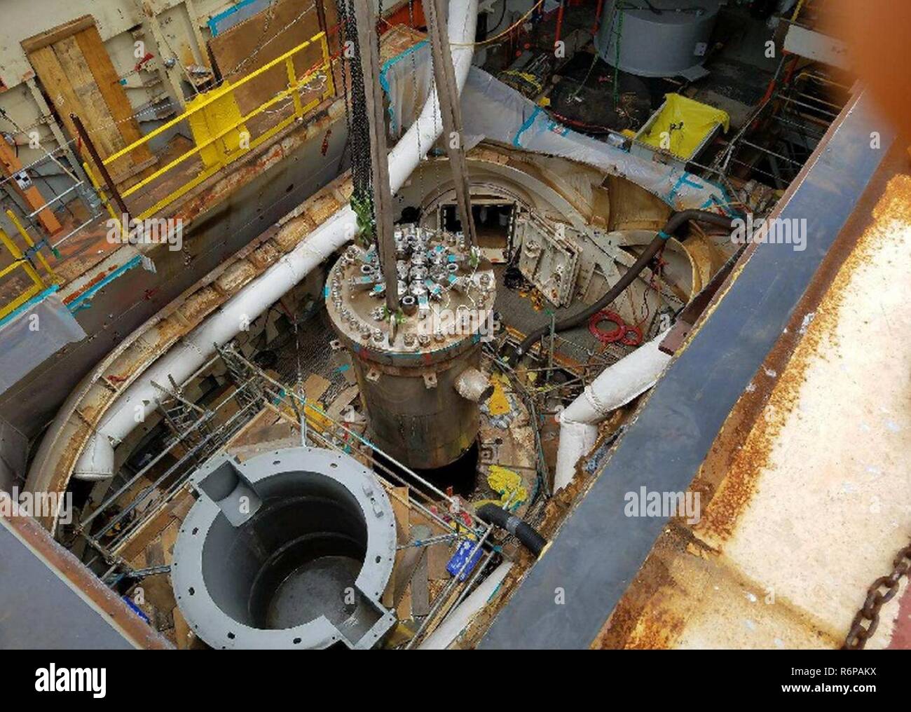 Reactor pressure vessel nuclear power hi-res stock photography and ...