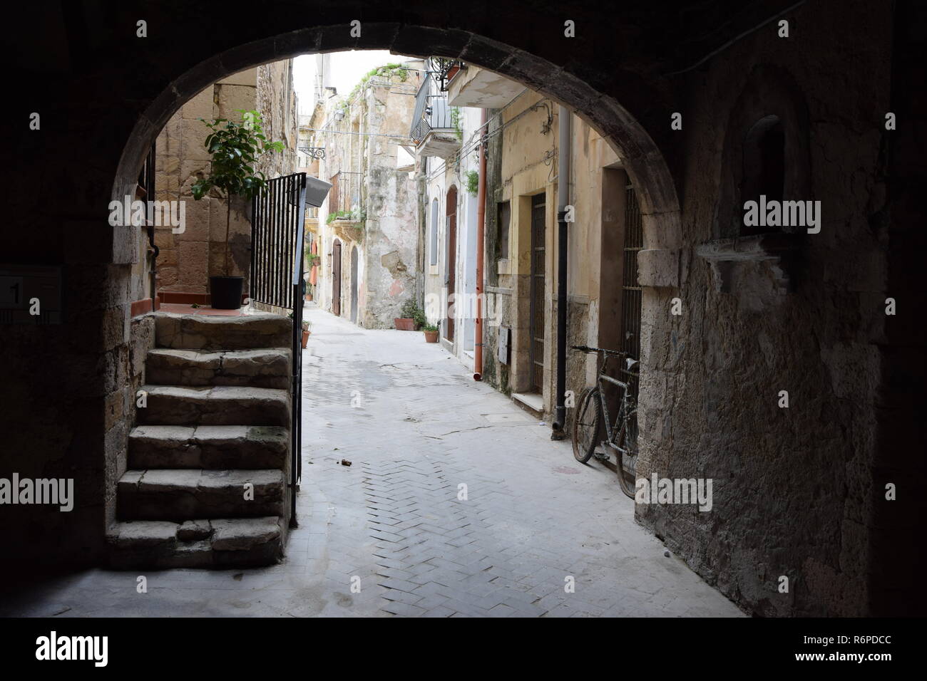 archway in syracuse Stock Photo - Alamy
