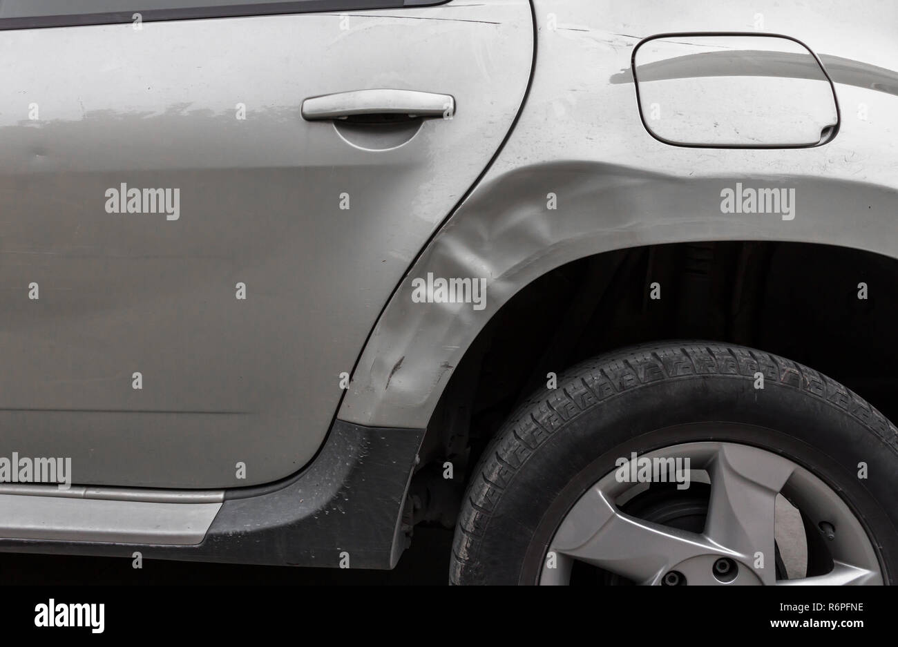 Car body damage damages hi-res stock photography and images - Alamy