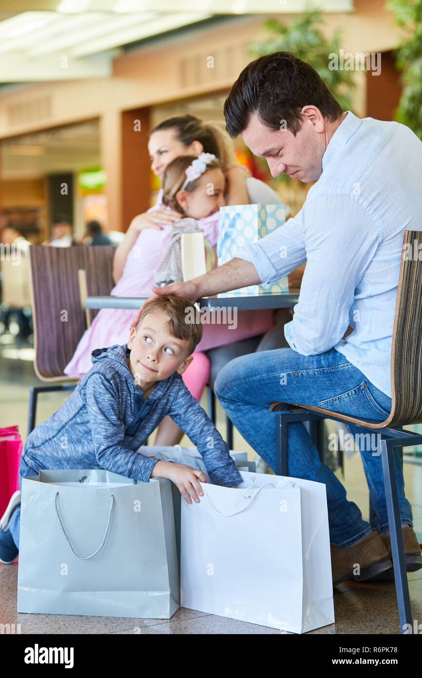Curious children hi-res stock photography and images - Alamy