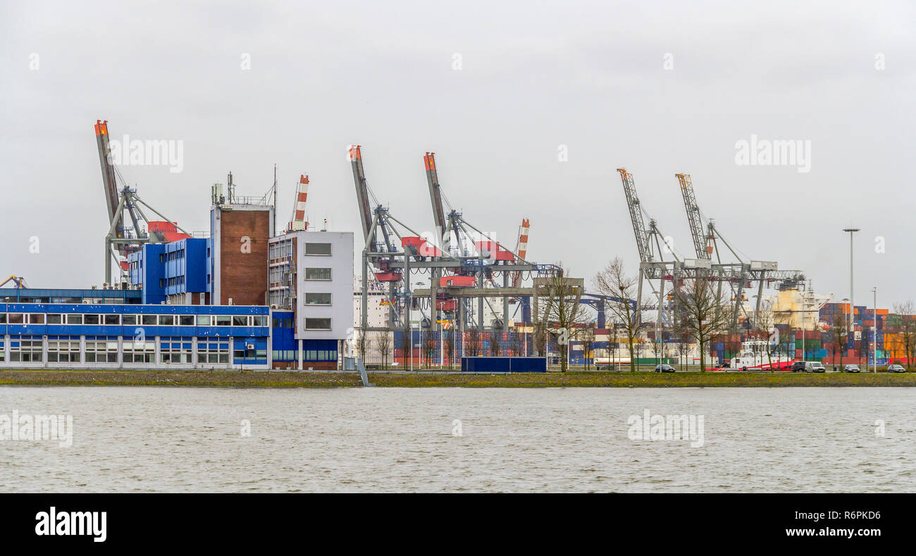 industrial harbor scenery Stock Photo - Alamy