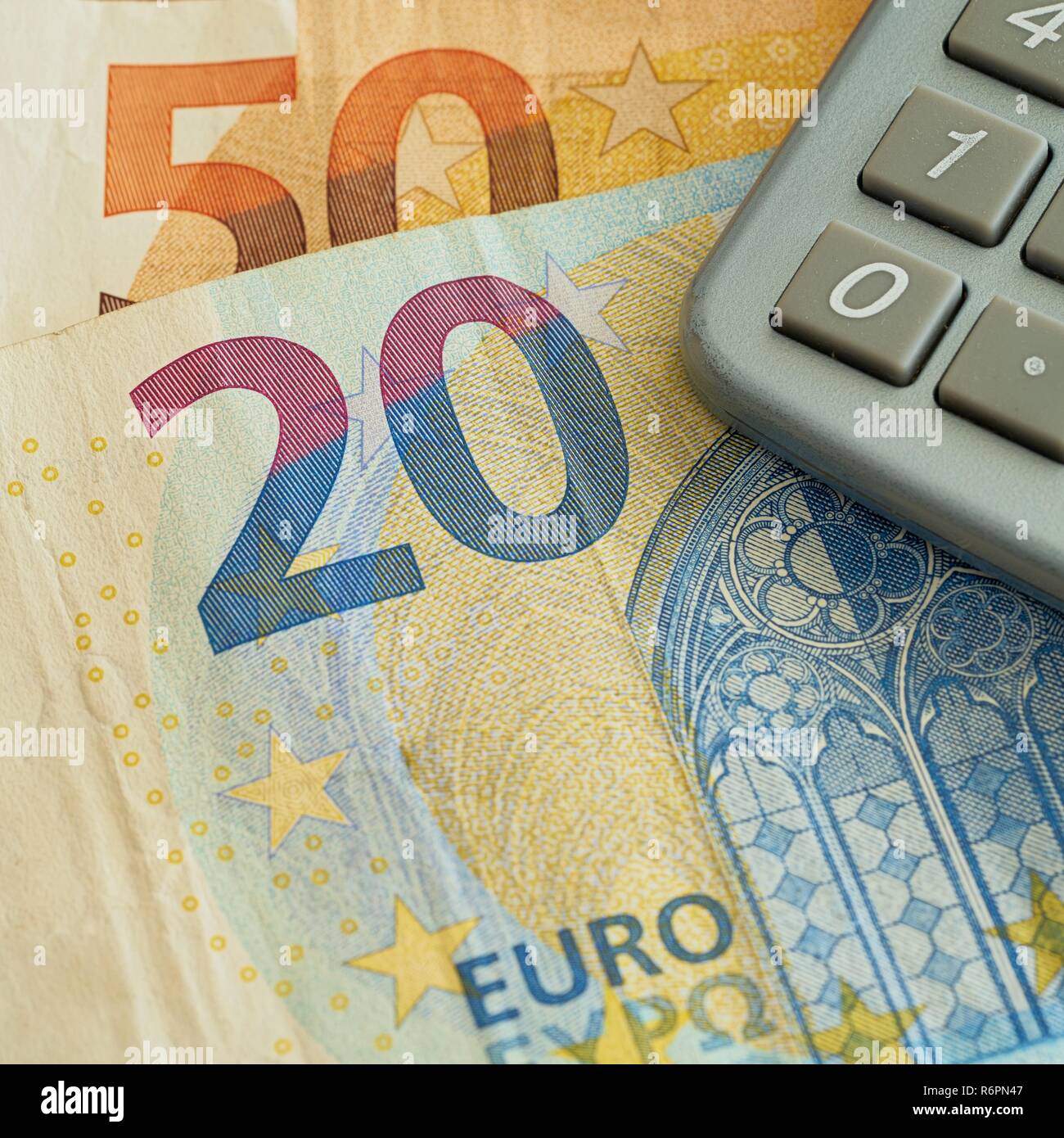 Currency conversion table hi-res stock photography and images - Alamy