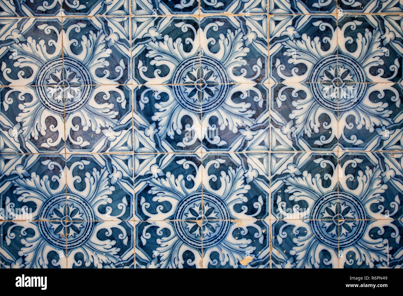 Traditional tiles (azulejos), Algarve, Portugal Stock Photo - Alamy