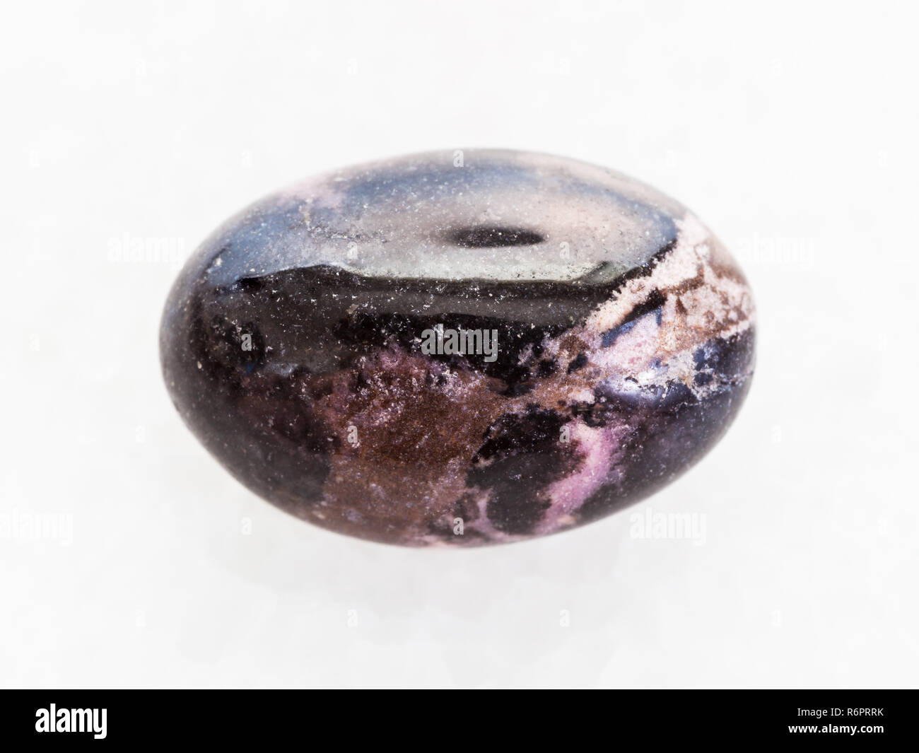 Pink and black rhodonite hi-res stock photography and images - Alamy