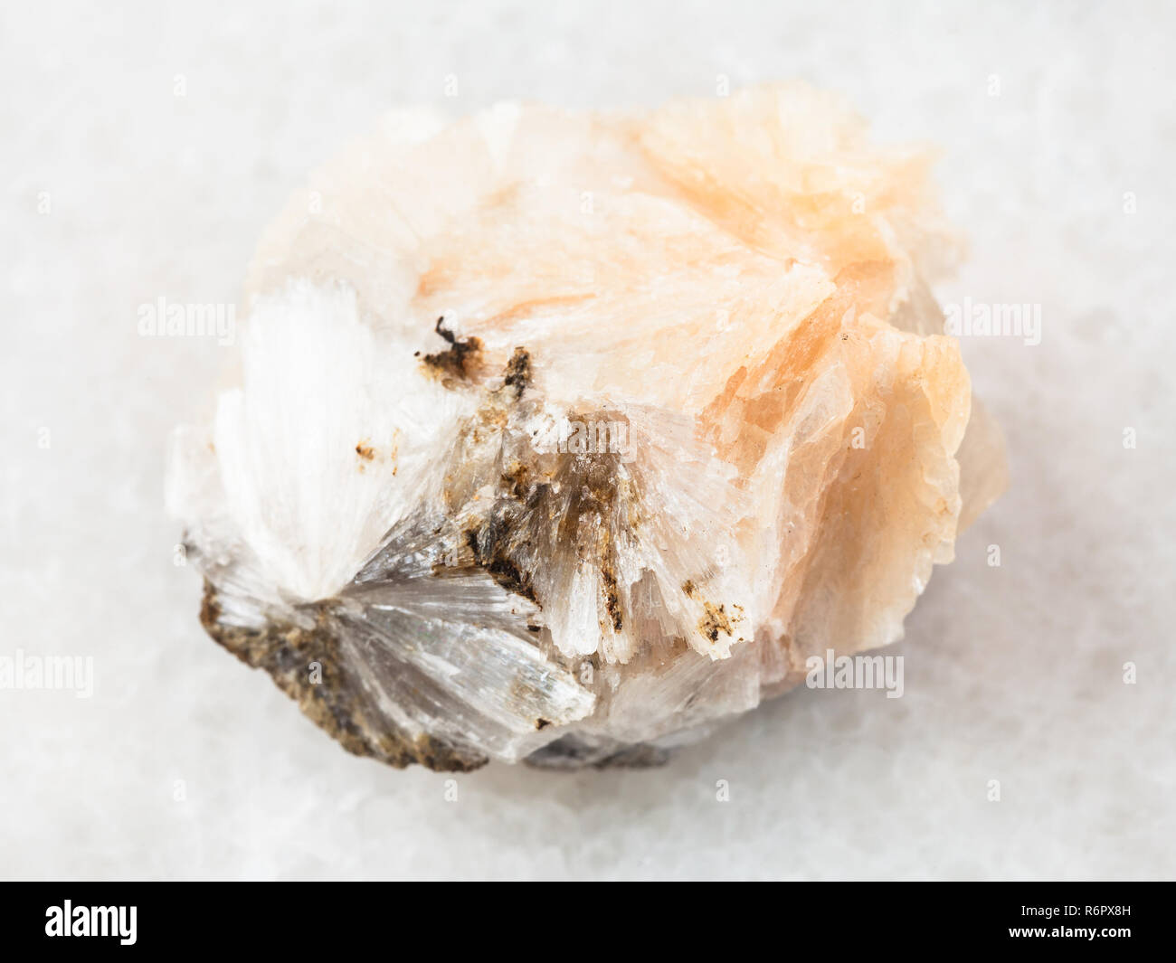 Zeolite structure hi-res stock photography and images - Alamy