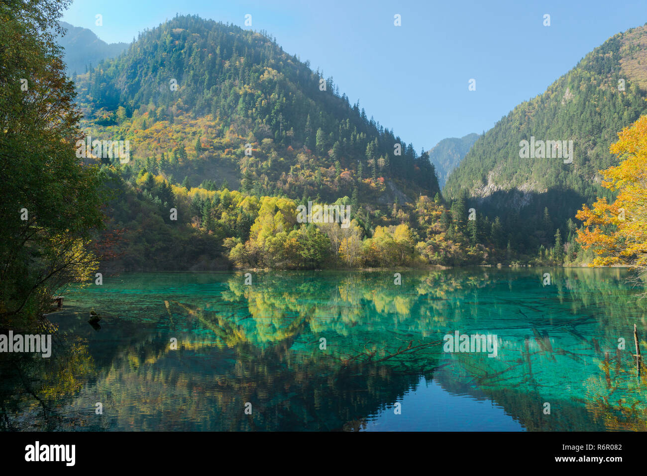 Colorful Lake, Jiuzhaigou National Park, Sichuan Province, China ...