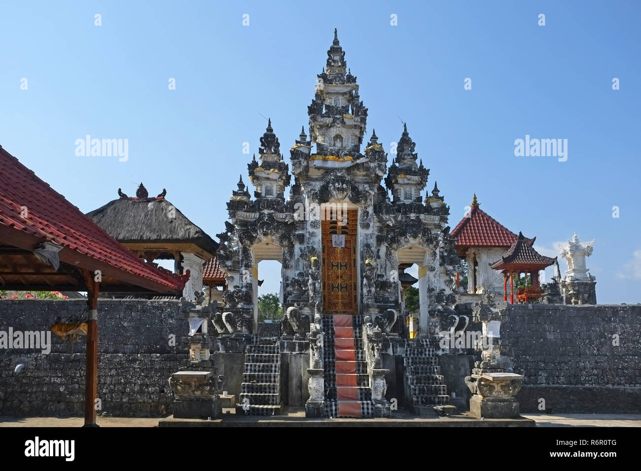 Temple at Nusa Penida Stock Photo - Alamy