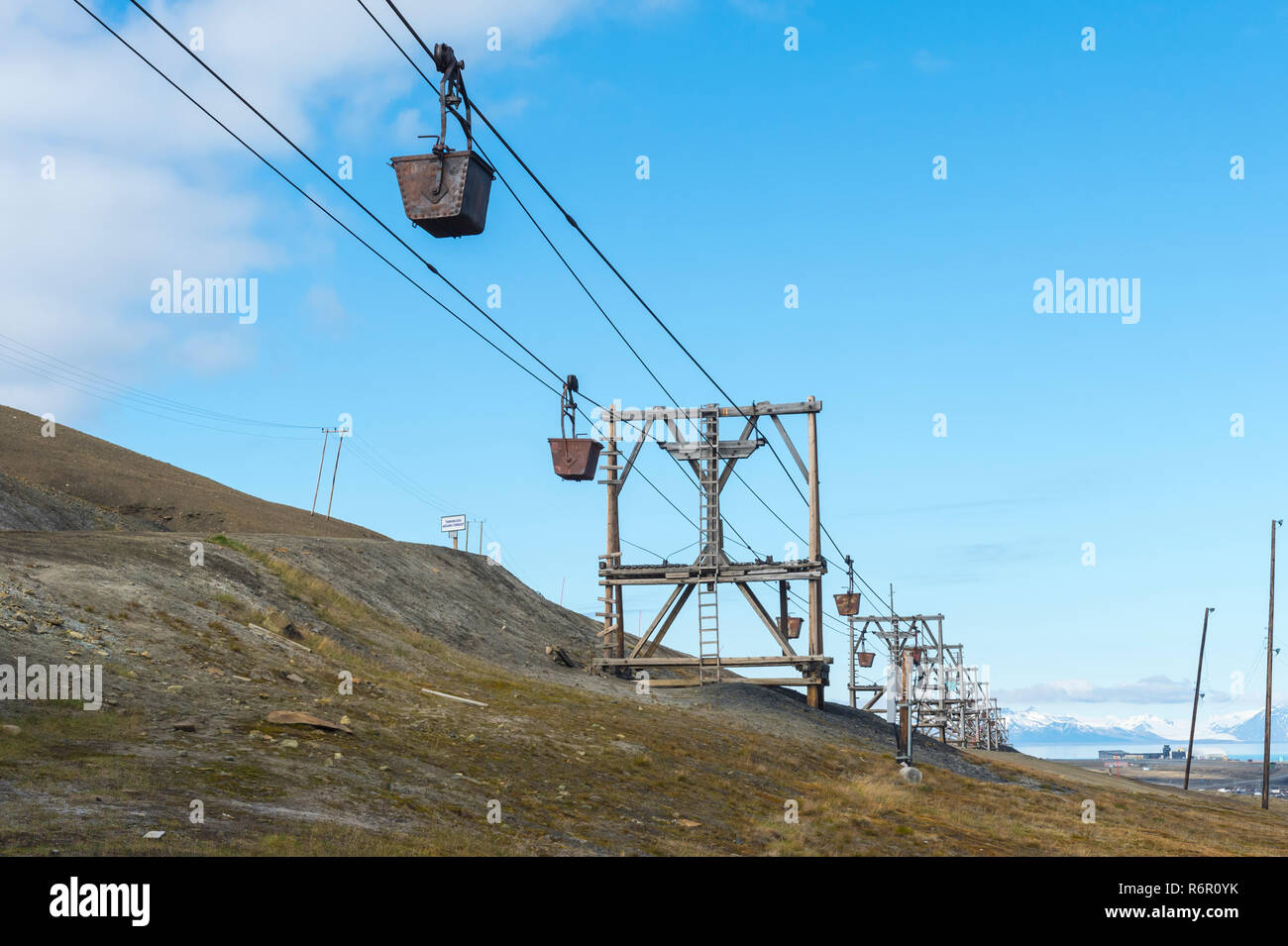 Old coal mine factory, Rusted coal trolleys in Longyearbyen ...