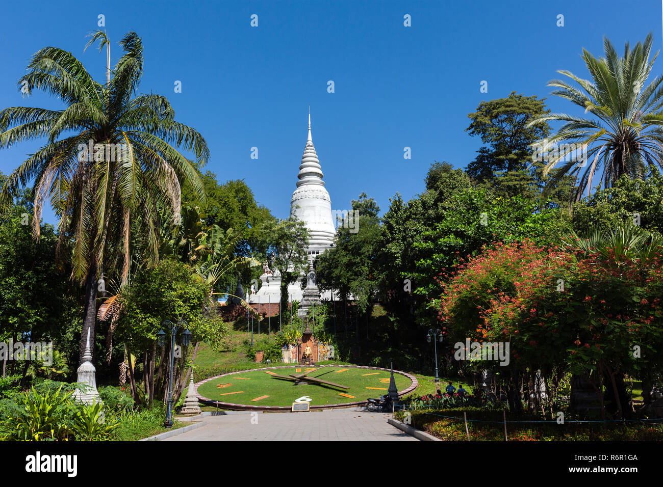 Clock in front of the stupa of Wat Phnom, Temple Mount, Phnom Penh ...