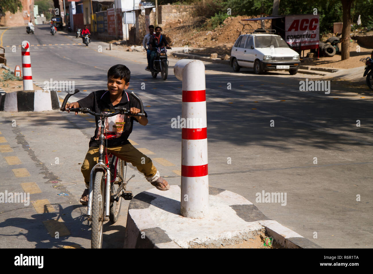 street traffic in india Stock Photo - Alamy