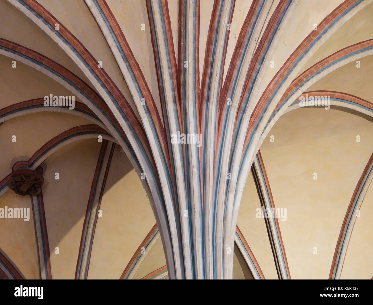 Ceiling rib hi-res stock photography and images - Alamy