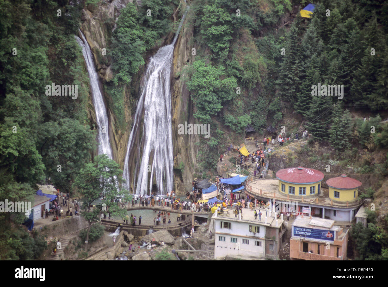 Kempty Fall, Mussorie, Uttar Pradesh, India Stock Photo - Alamy