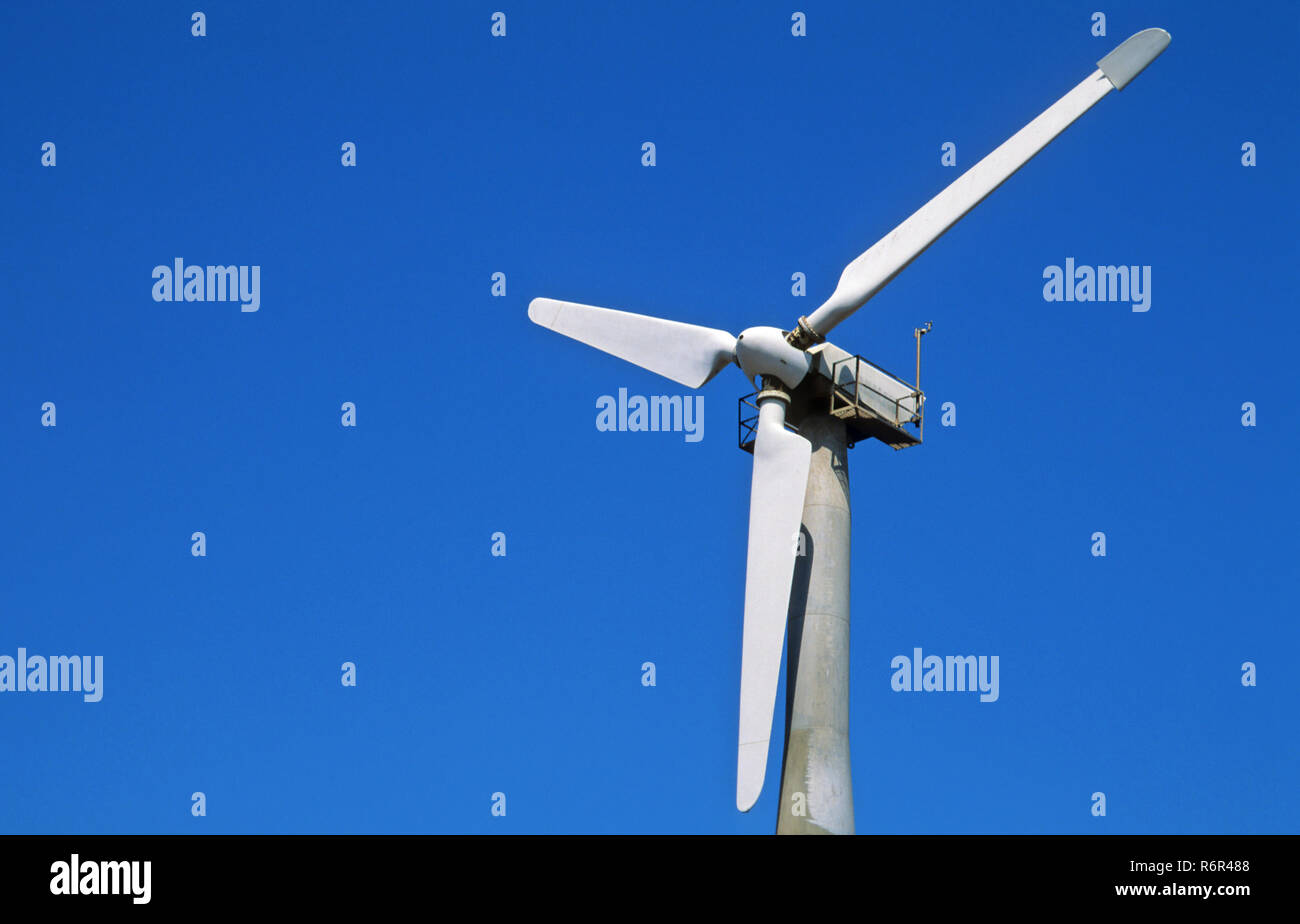 Windmill, Deogad, Maharashtra, India Stock Photo - Alamy