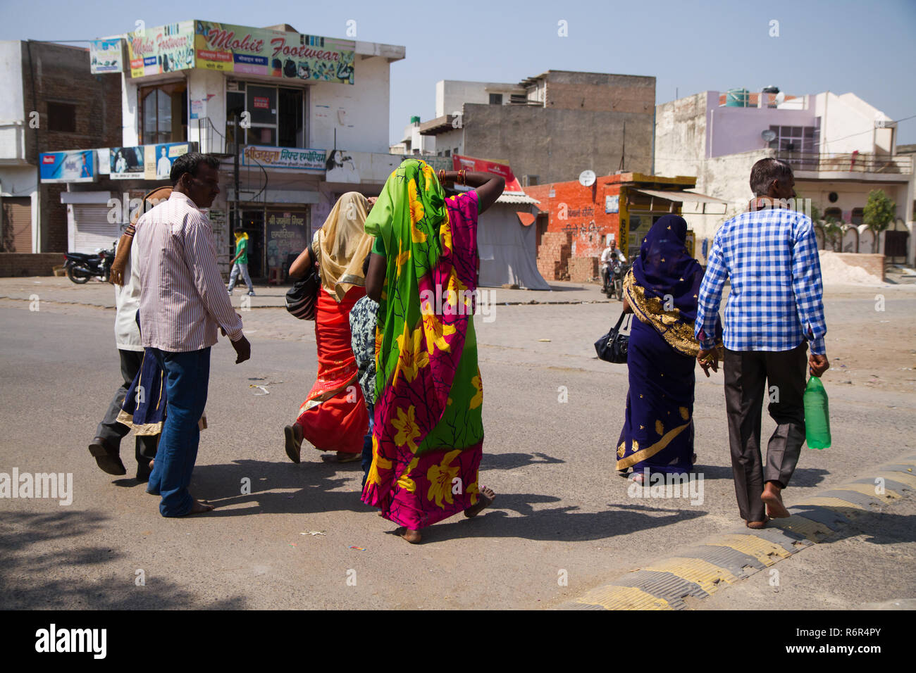 image of the town of mathura in india Stock Photo - Alamy