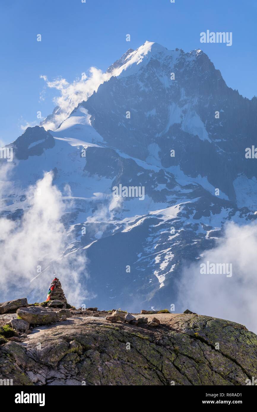 France french alps alpine mont blanc massif mountain vista hi-res stock ...