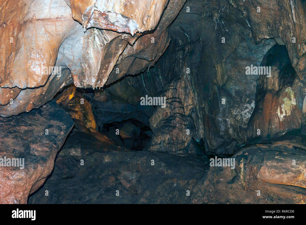 Inside Kents Cavern prehistoric cave Stock Photo - Alamy