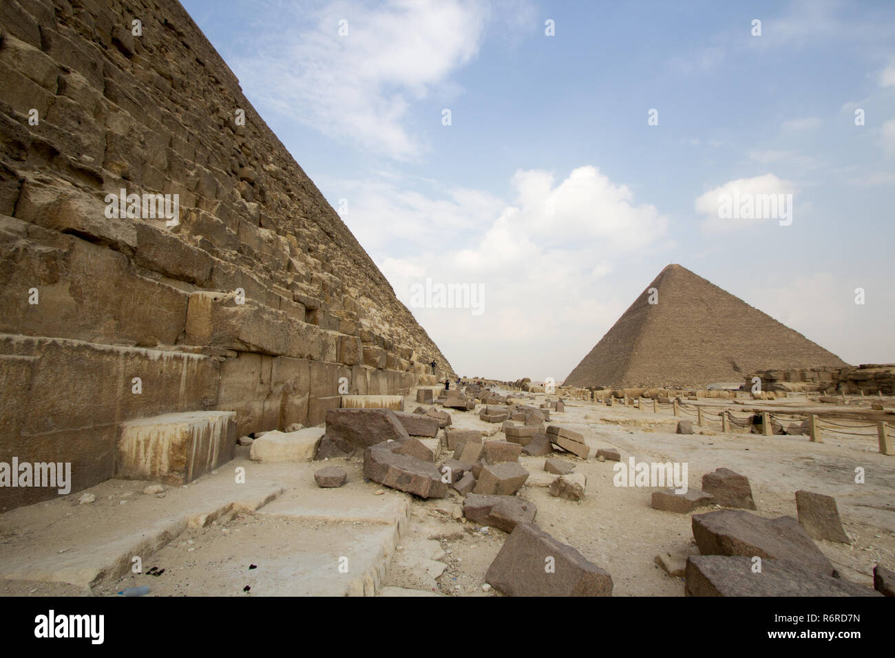 Cairo, Egypt – November 12, 2018: photo for Pyramid of Khufu in the ...