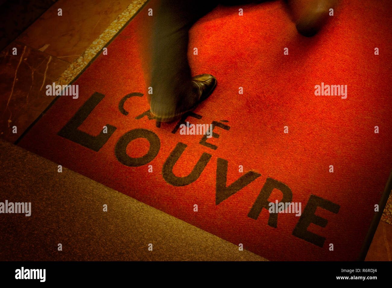 The famous cafe louvre hi-res stock photography and images - Alamy