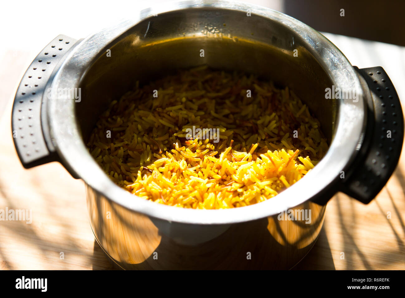 Rice in the pot Stock Photo - Alamy
