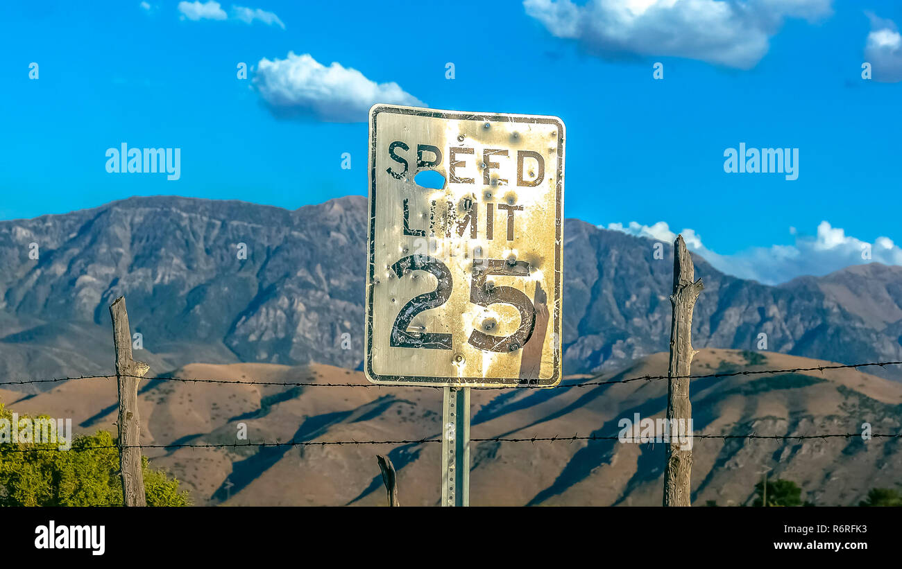 Old speed limit sign hi-res stock photography and images - Alamy