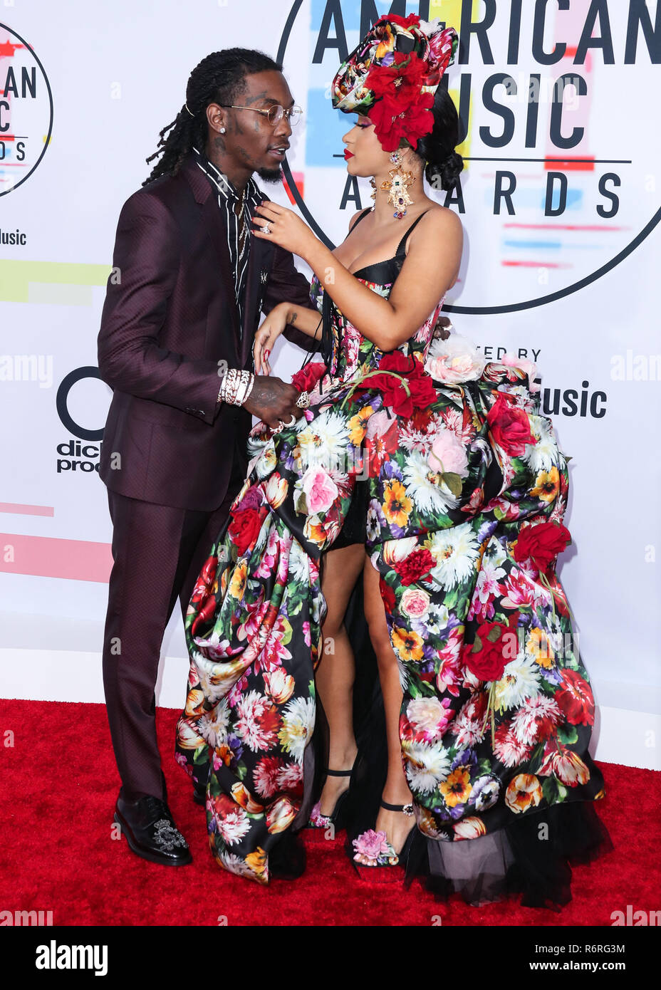 (FILE) Cardi B announces breakup with Offset. Cardi B says she and her ...