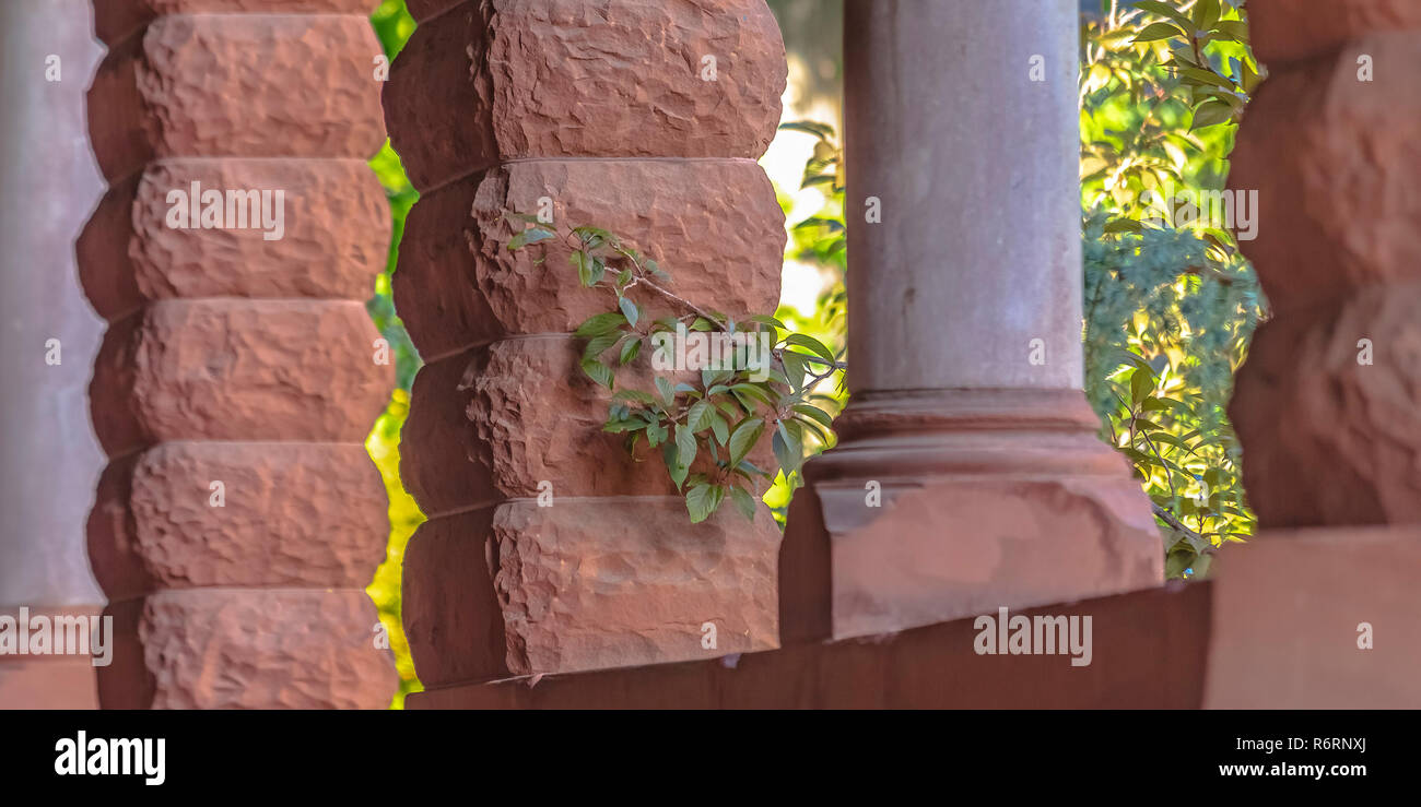 Stone pillars hi-res stock photography and images - Alamy