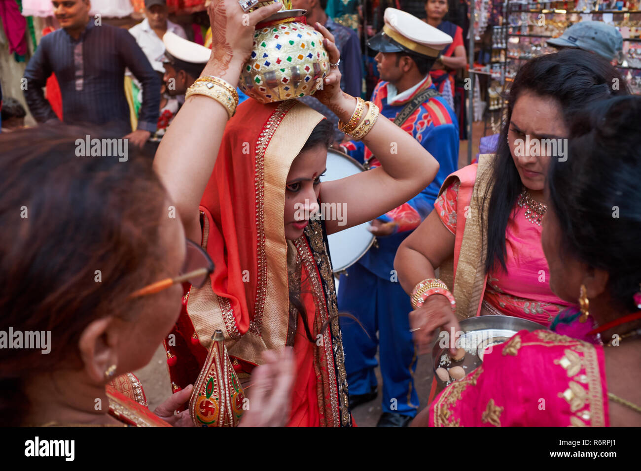 Ritual of welcome hi-res stock photography and images - Alamy