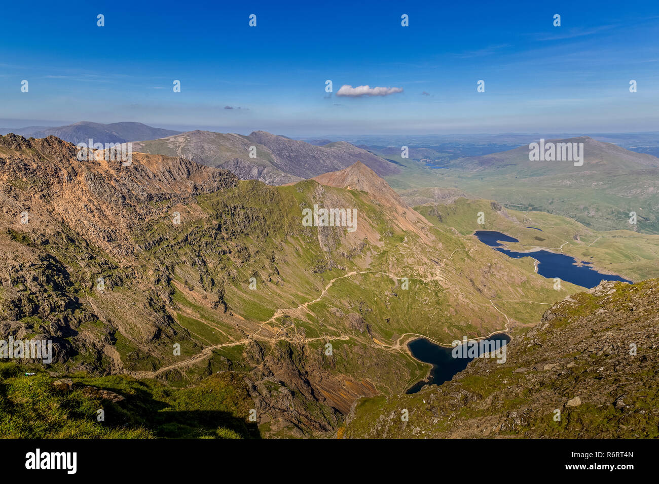 Crib goch snowdon hi-res stock photography and images - Alamy