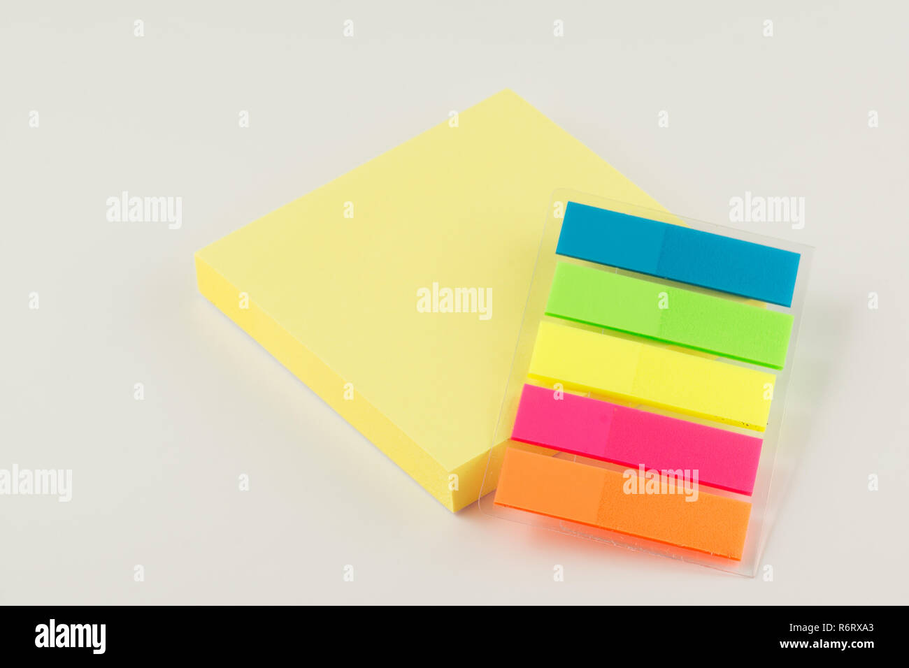Sticky stickers for notes hi-res stock photography and images - Alamy